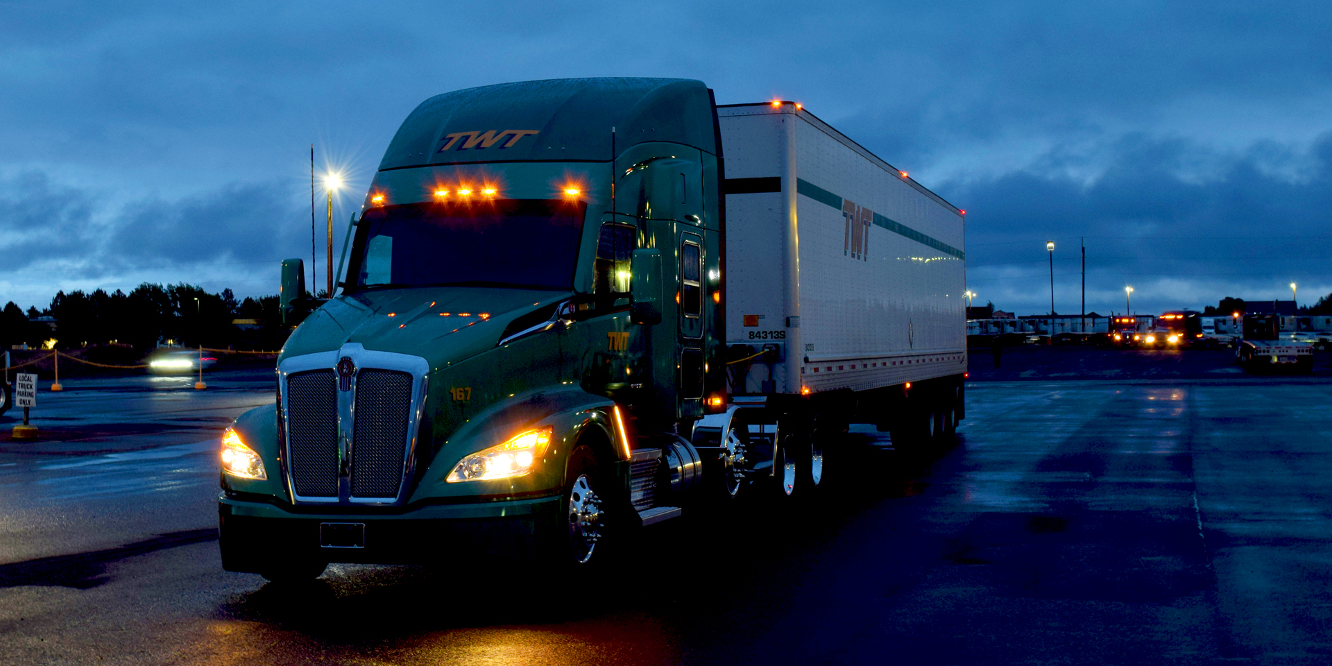 Refrigerated & Heavy Hauler Tips for Safe Night Driving - TW Transport